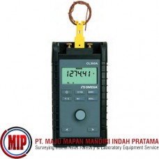 OMEGA CL300A Multifunction Thermocouple Calibrator